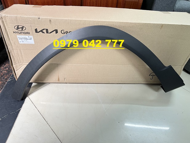 ỐP VIỀN TAI XE TRƯỚC HYUNDAI SANTAFE 2022 CHÍNH HÃNG